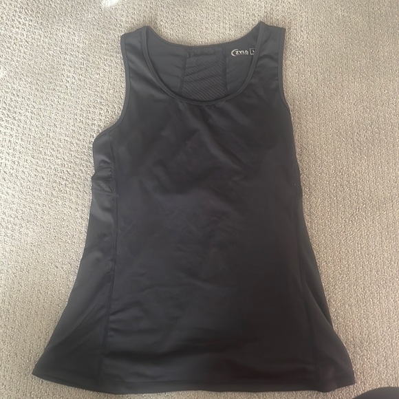 ZYIA | Tops | Zyia Runners Tank | Poshmark